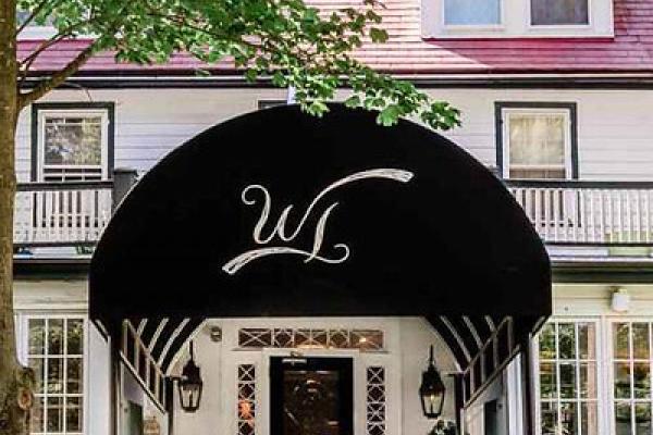 Lamplighter Tour and Dinner at The Washington Inn | VisitNJ.org